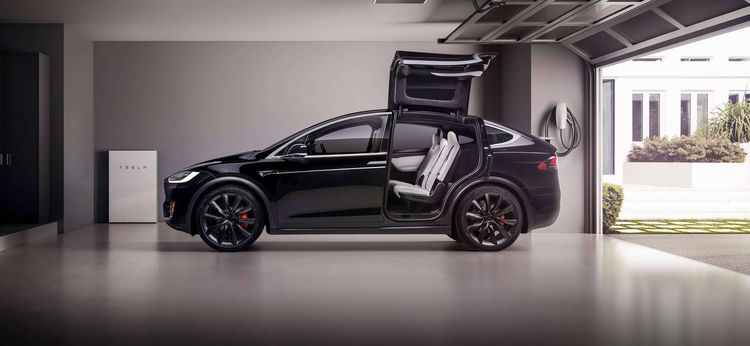 Vì sao xe điện của Tesla được đánh giá cao hơn các đối thủ? | AutoMotorVN