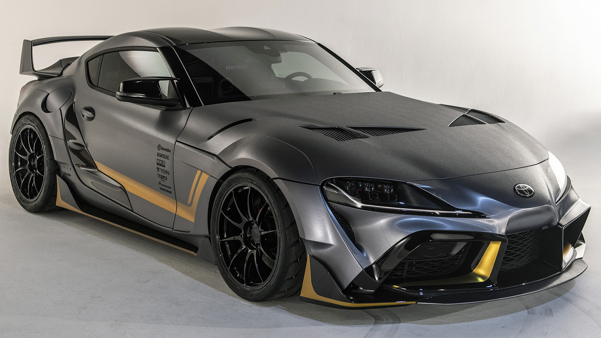 Toyota "nhấn chìm" triển lãm ôtô SEMA với loạt Supra concept | AutoMotorVN