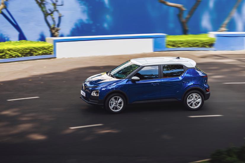 VinFast bàn giao 9.588 xe ô tô điện tháng 4, VF 5 chiếm đầu bảng | AutoMotorVN